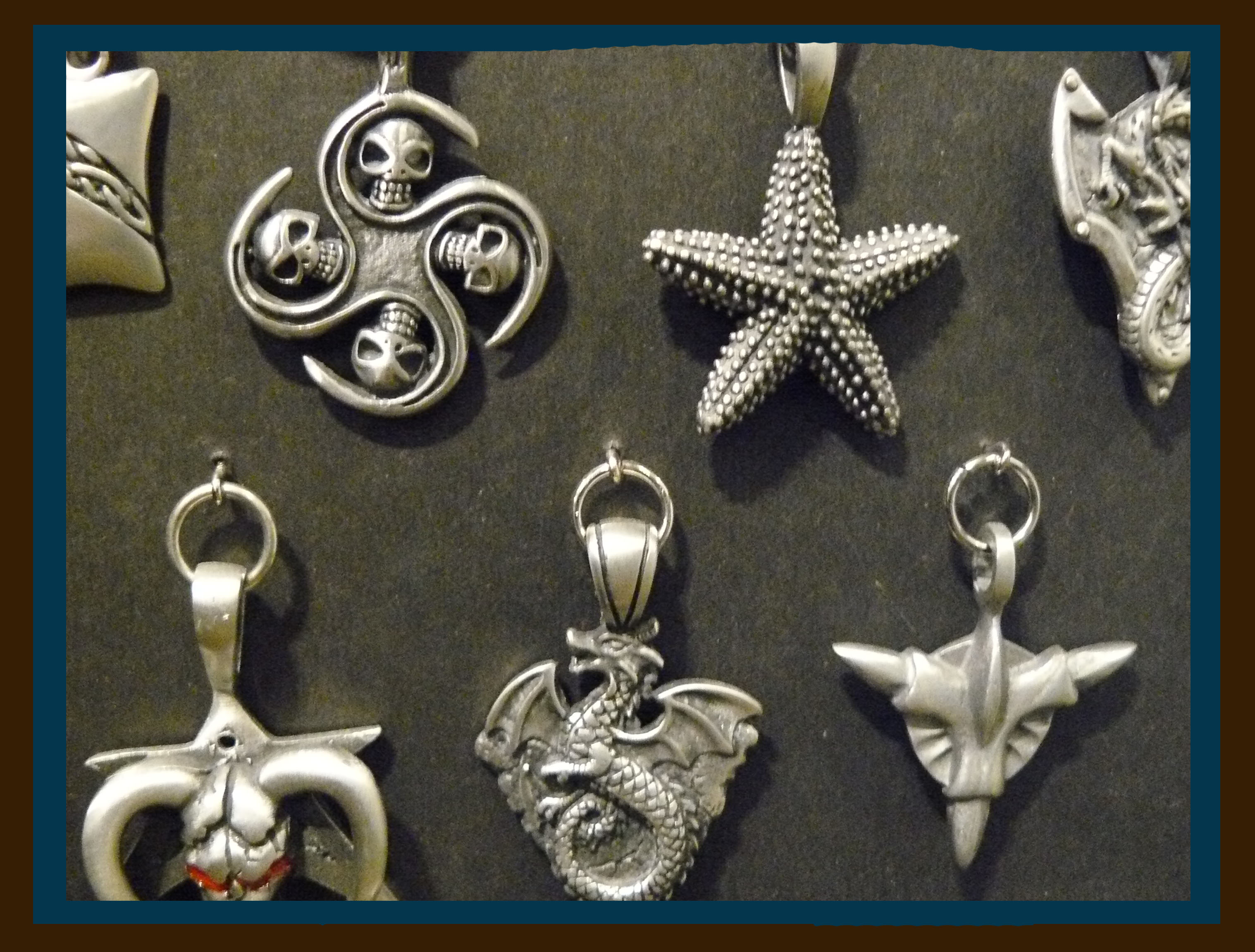 Fine Pewter Pendants Archives - Beaden | Canada's Trollbead, Kameleon ...
